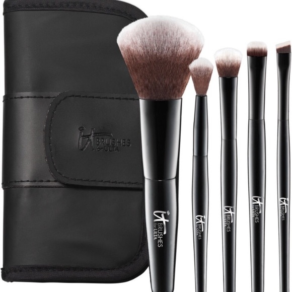 it cosmetics | Makeup | It Cosmetics Face Eye Essentials Brush Set Nwt ...